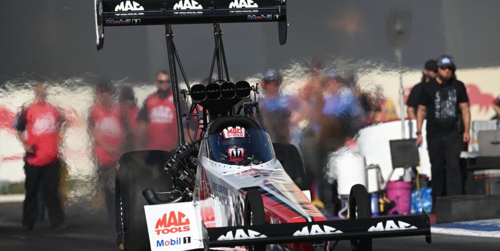 Regarder l'événement de dragsters PRO Superstar Shootout à Bradenton, 1 ...